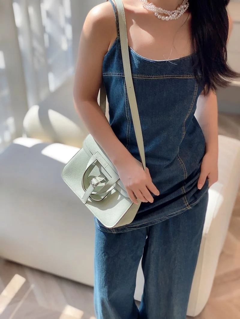 Low-cost Hermes Halzan Bags