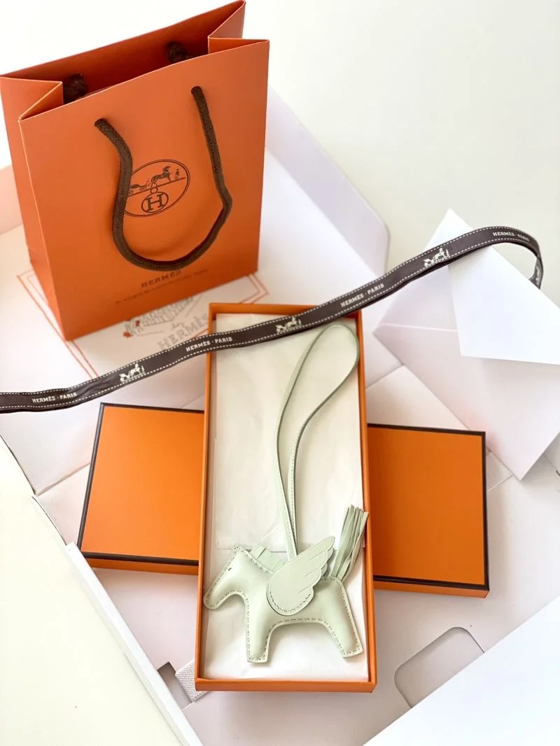Inexpensive Hermes Handmade Pendant