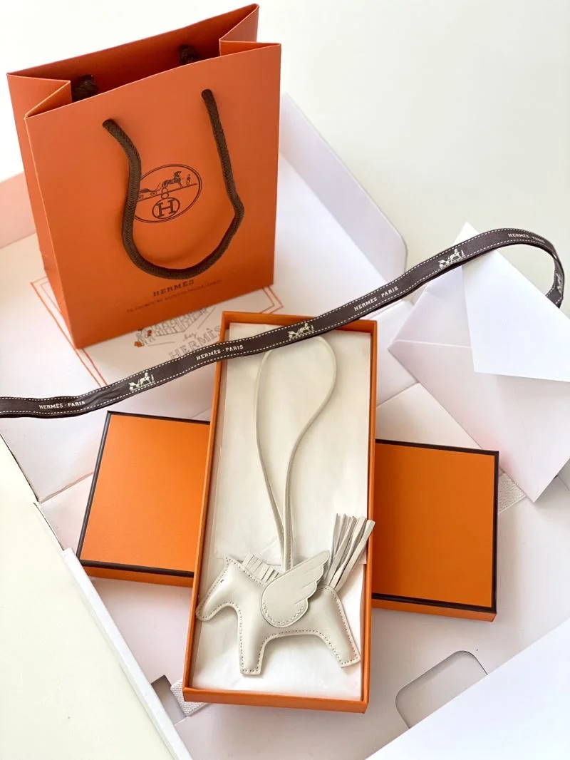 Inexpensive Hermes Handmade Pendant