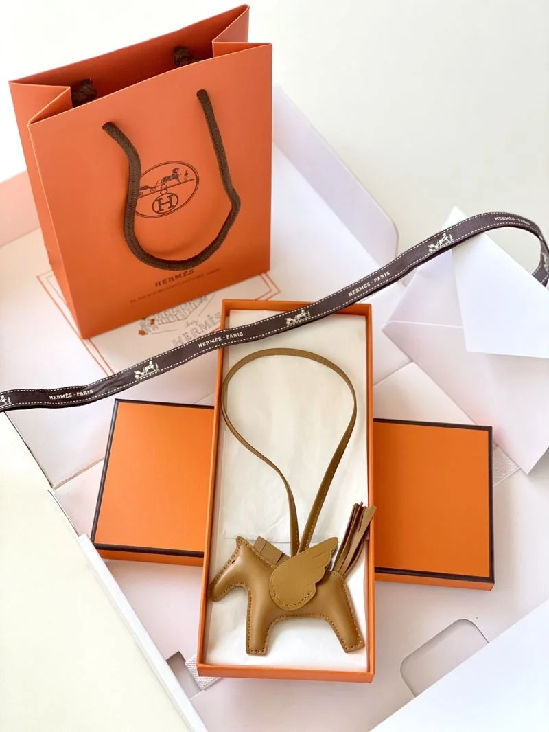 Inexpensive Hermes Handmade Pendant