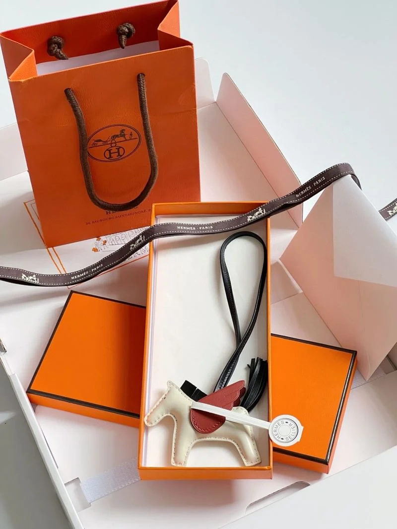 Factory-made Hermes Handmade Pendant