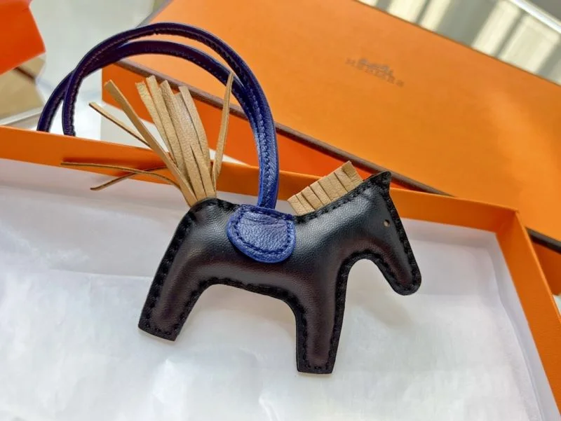 High accuracy Hermes Handmade Pendant