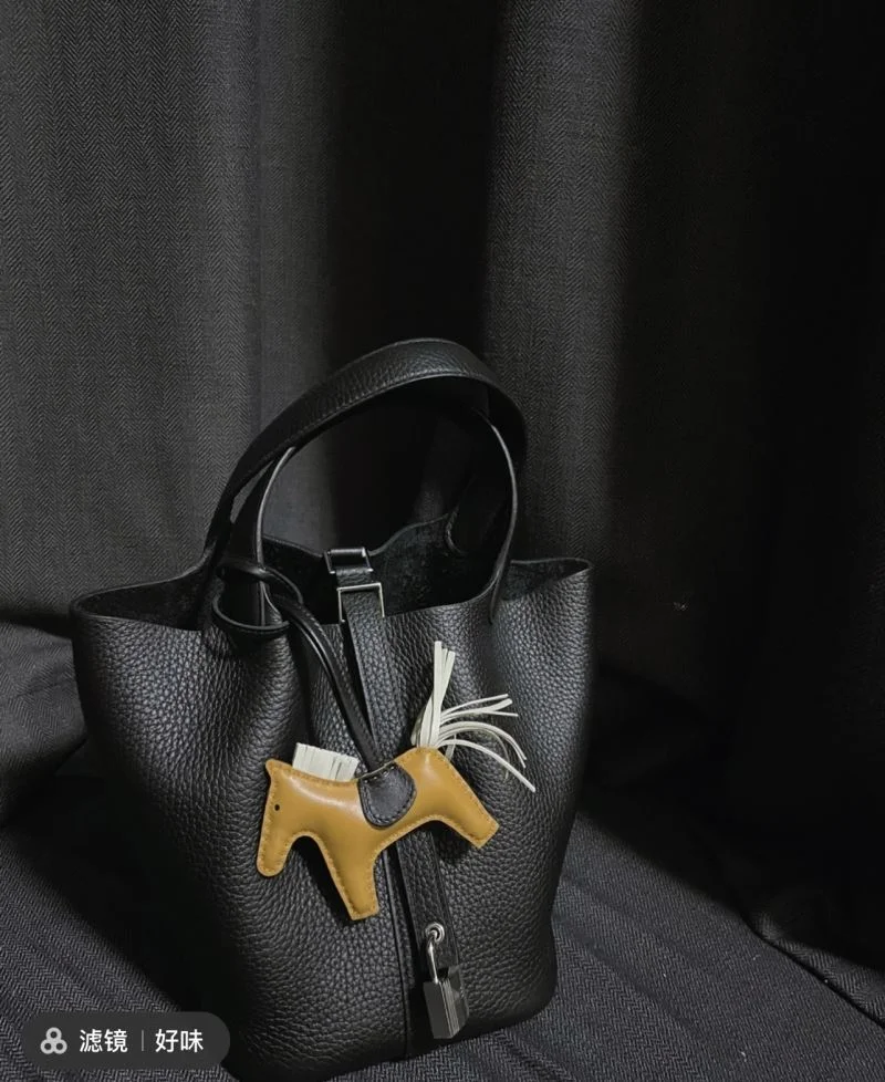 Low-cost Hermes Handmade Pendant