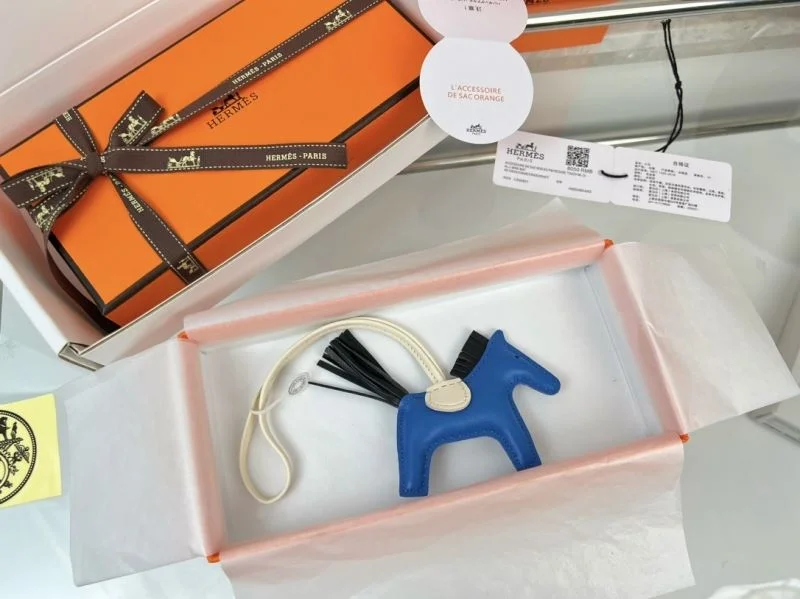 High fidelity Hermes Handmade Pendant