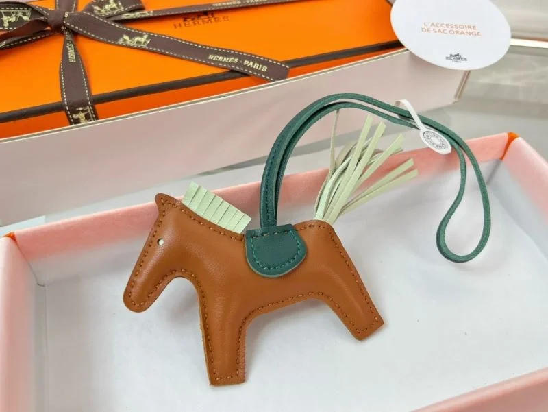 Brand-original Hermes Handmade Pendant