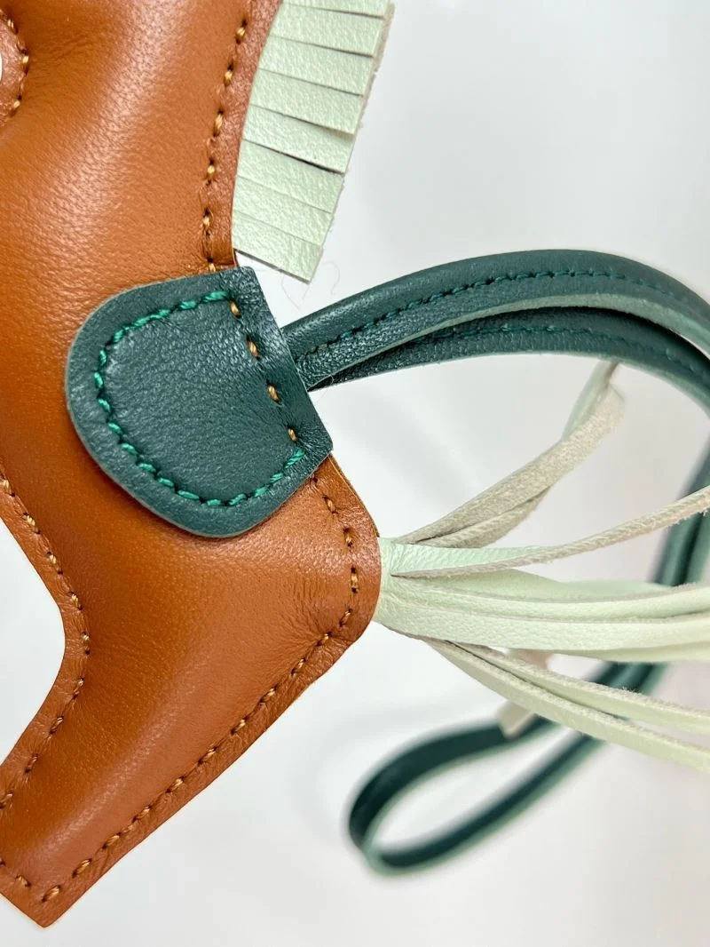 Brand-original Hermes Handmade Pendant