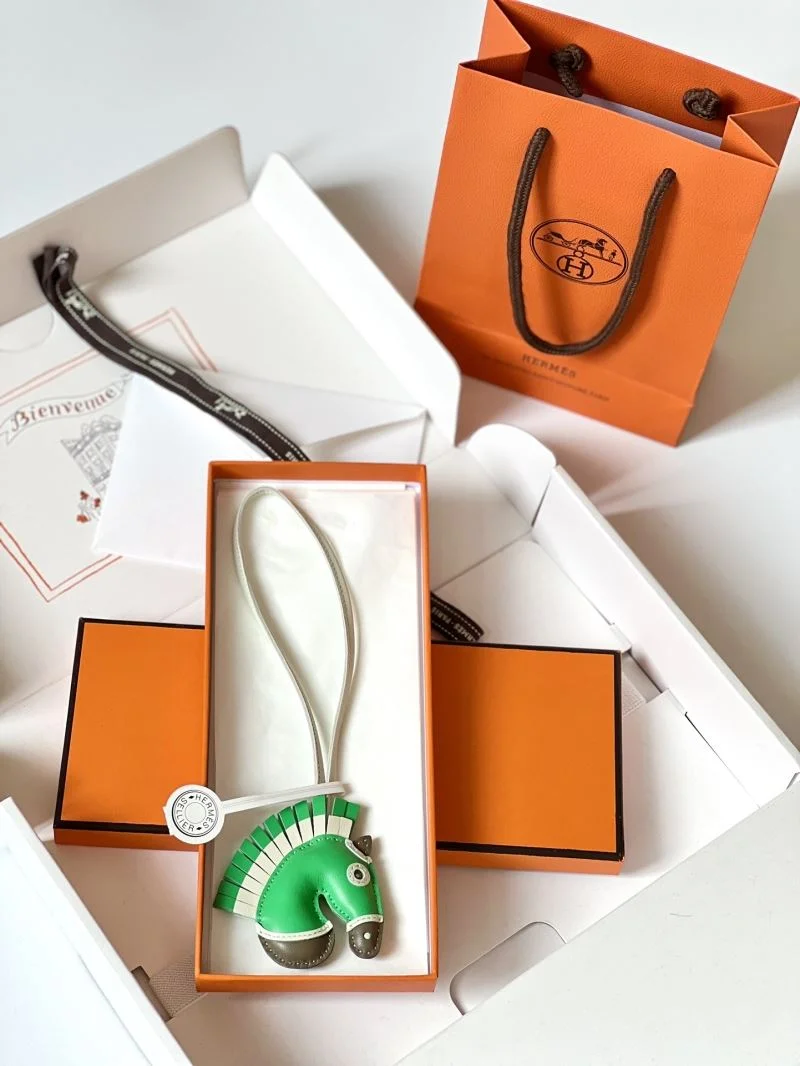 Brand-original Hermes Handmade Pendant