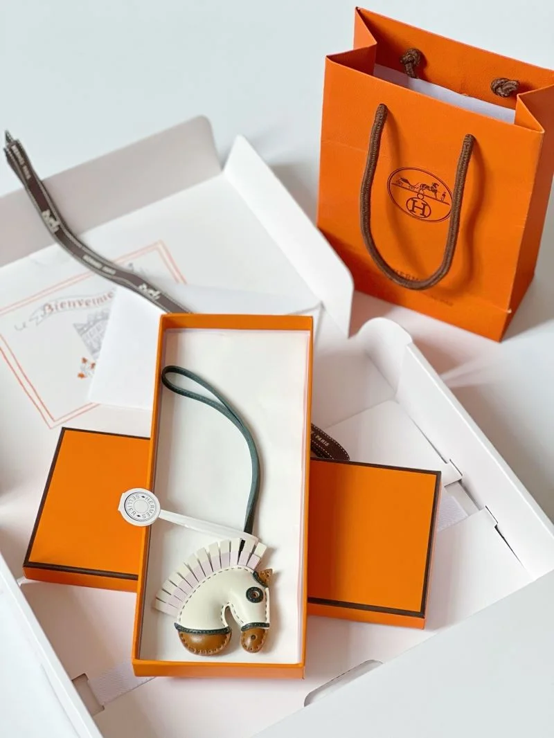 Precise copy Hermes Handmade Pendant
