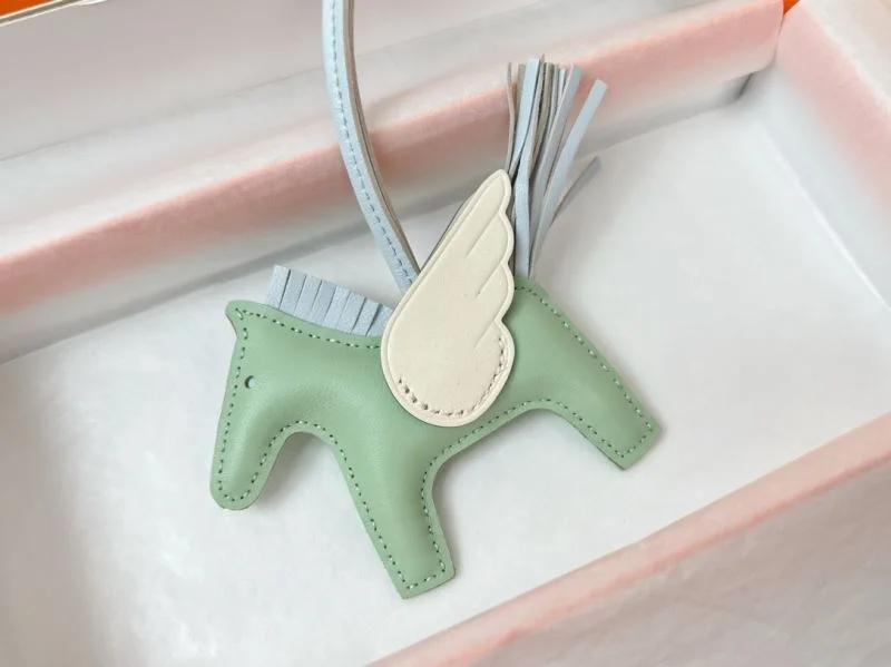 Cut-rate Hermes Handmade Pendant