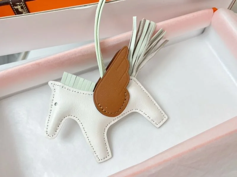 Brand-original Hermes Handmade Pendant