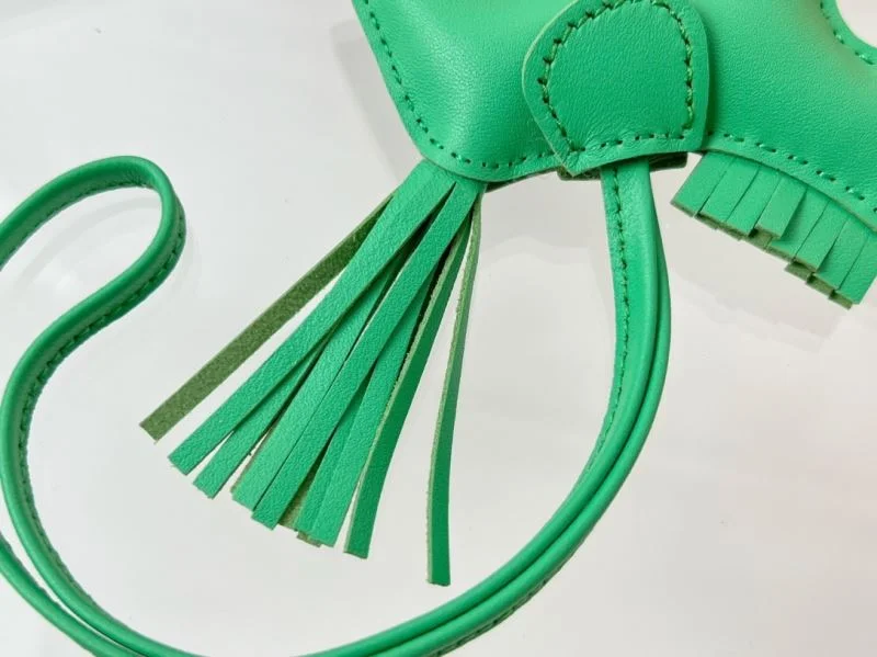 Factory-made Hermes Handmade Pendant