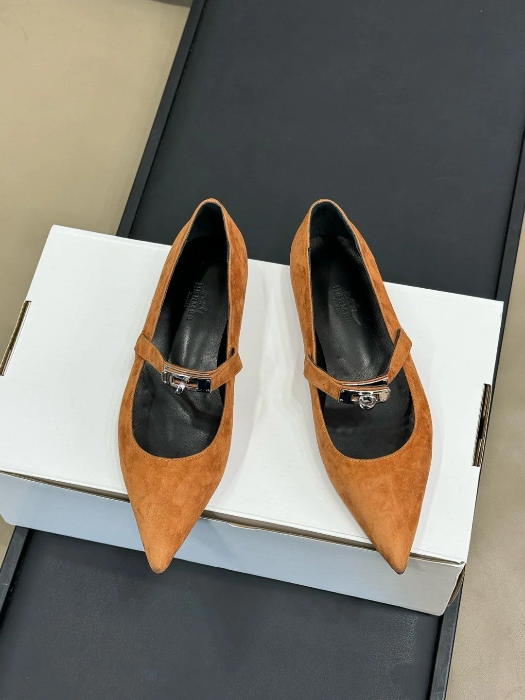 Exact replica Hermes Heeled Shoes