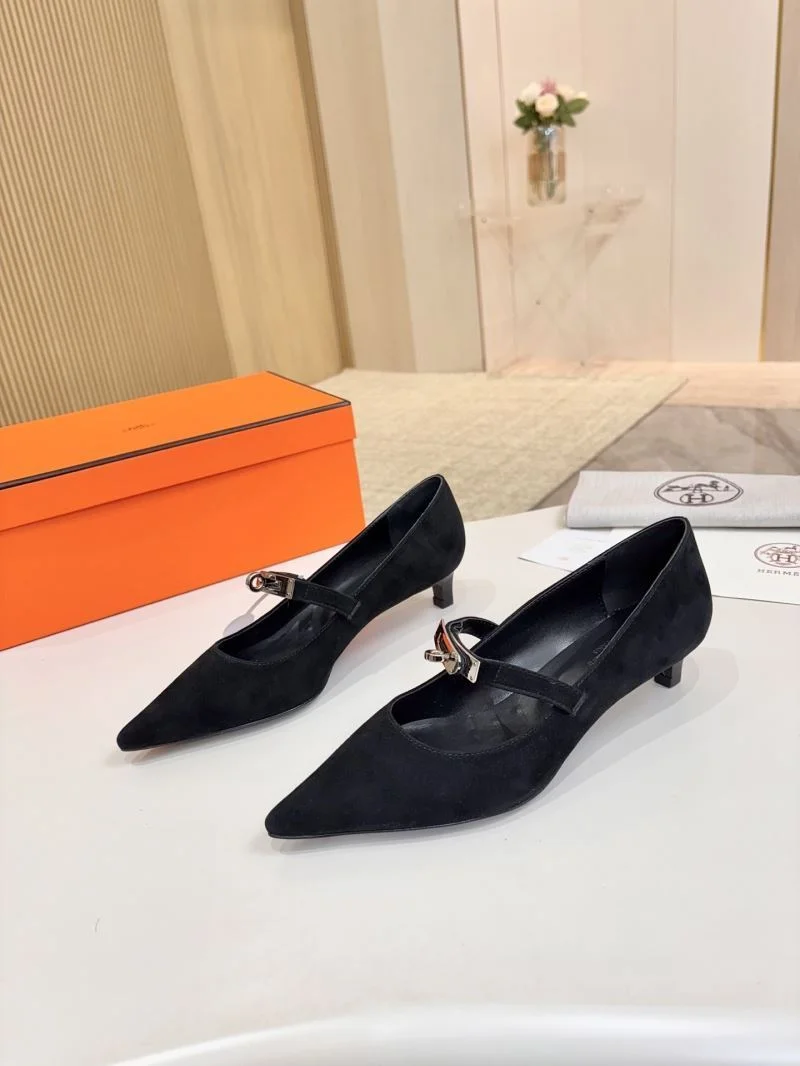 Value-priced Hermes Heeled Shoes