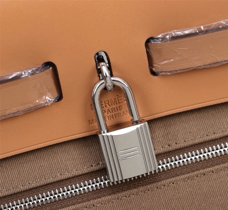 Low-cost Hermes Herbag Bags