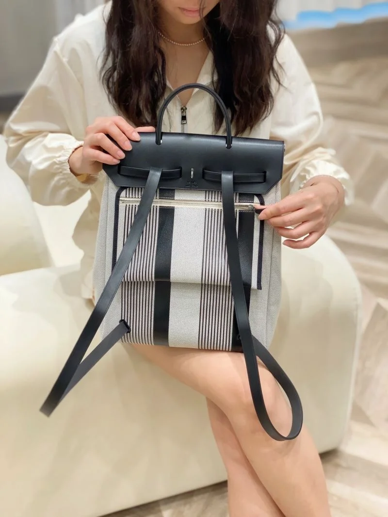 Accurate model Hermes Herbag Bags