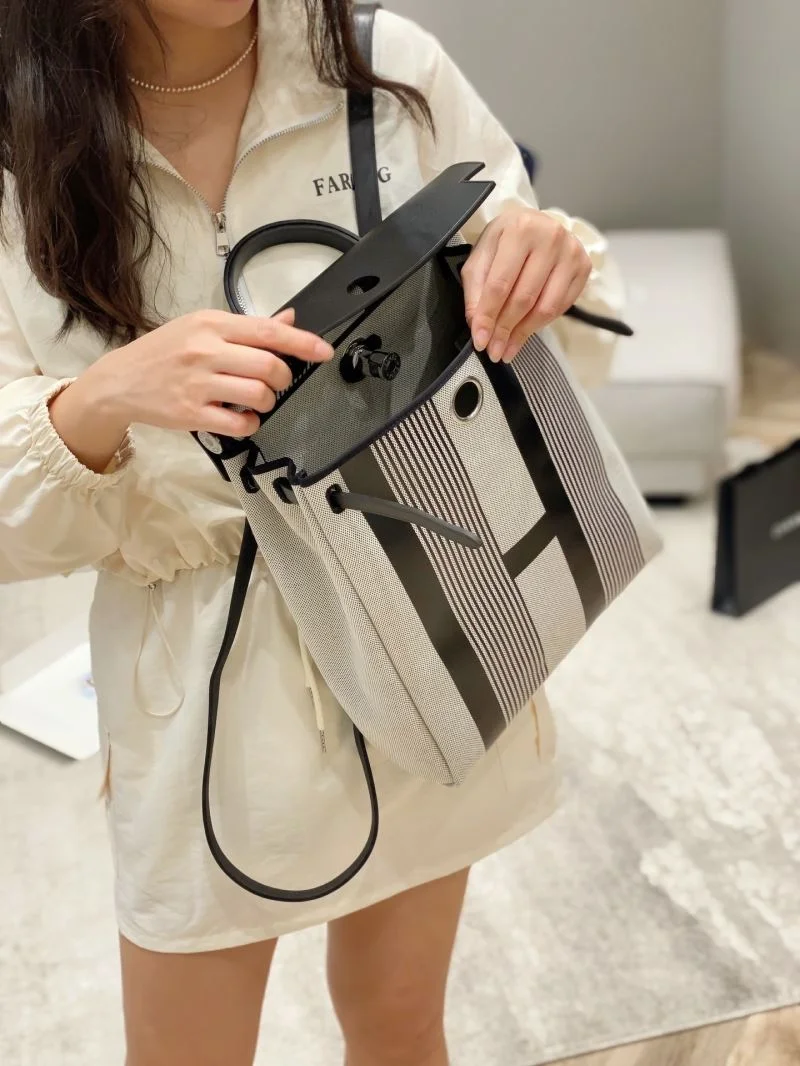 Accurate model Hermes Herbag Bags