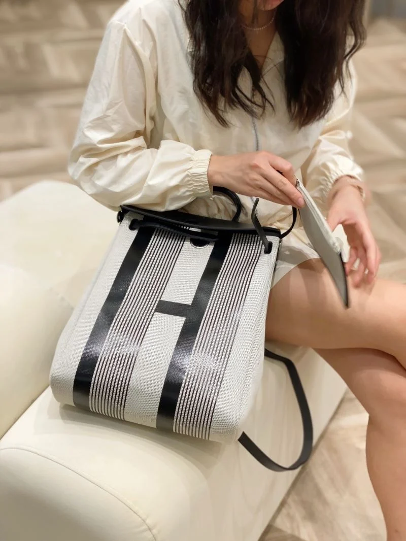 Accurate model Hermes Herbag Bags