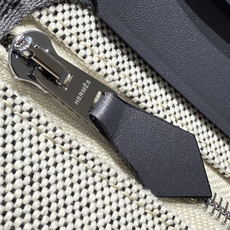 Low-cost Hermes Herbag Bags