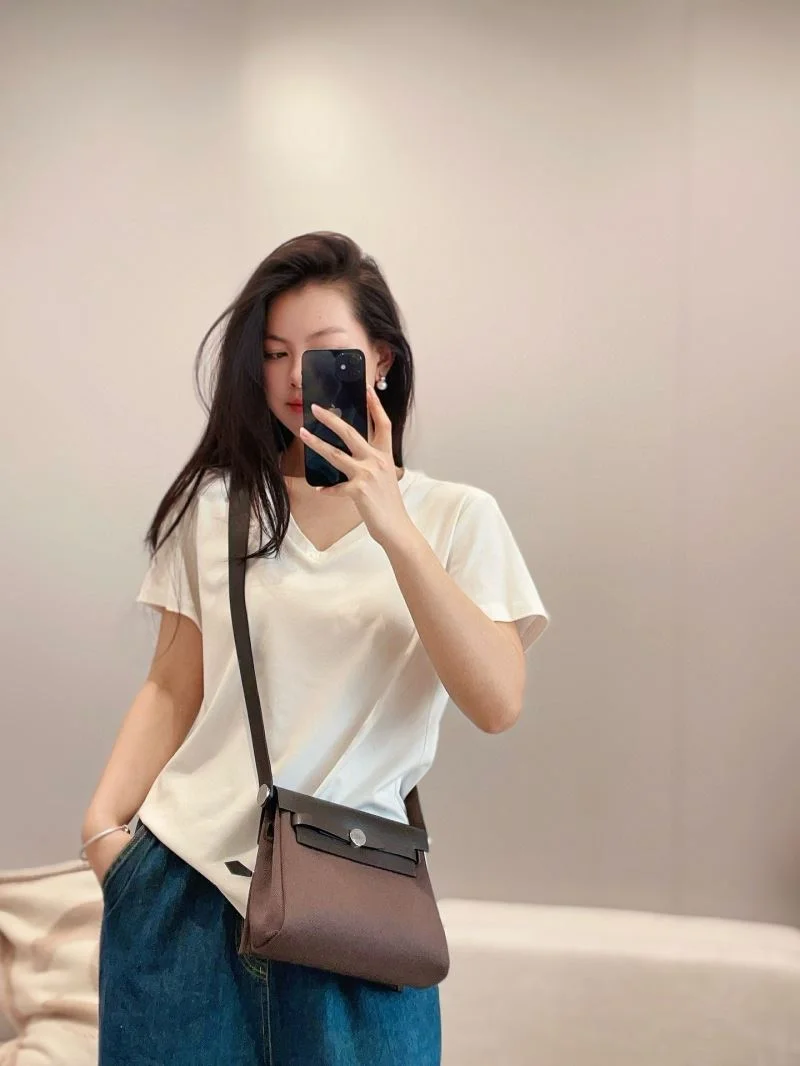 Low-cost Hermes Herbag Bags