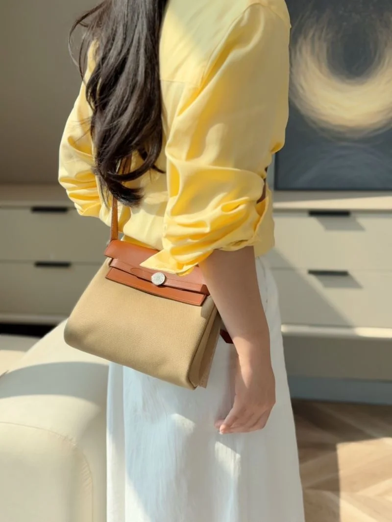 Low-cost Hermes Herbag Bags