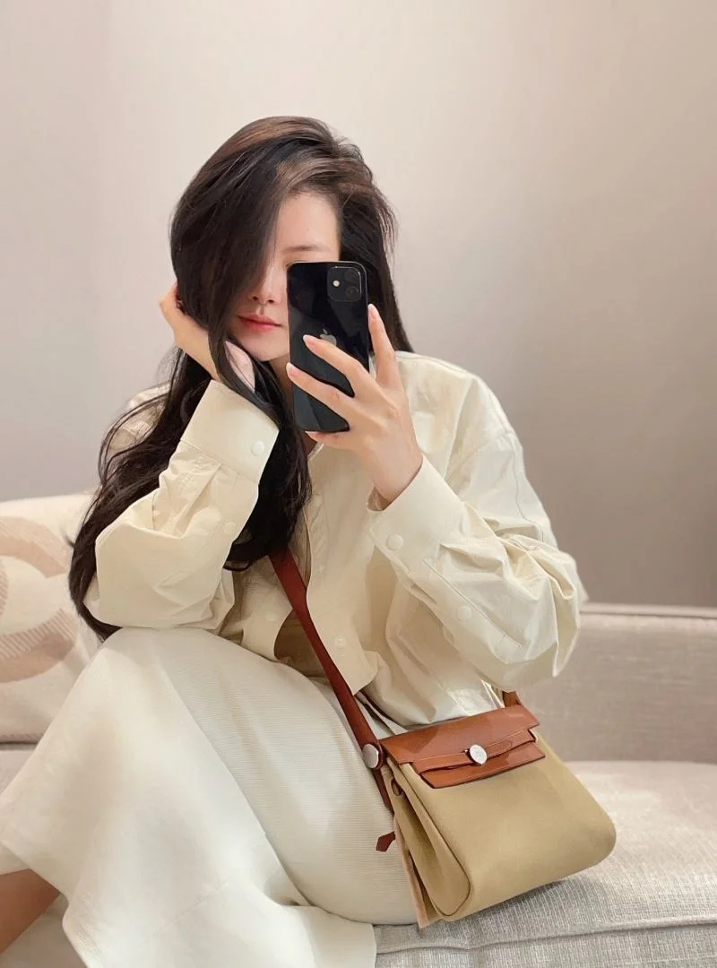 Low-cost Hermes Herbag Bags
