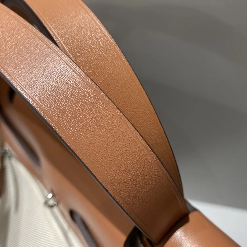 Accurate model Hermes Herbag Bags