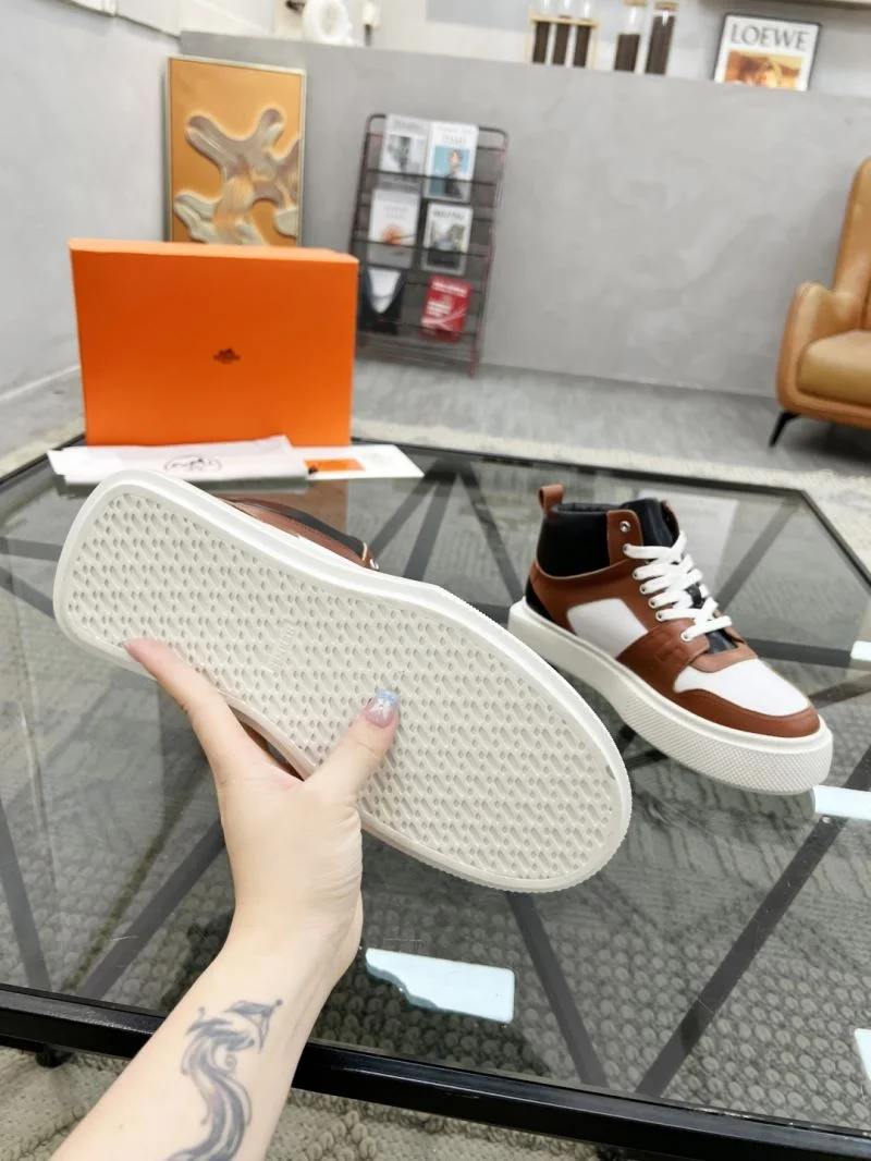 Accurate model Hermes High Shoes