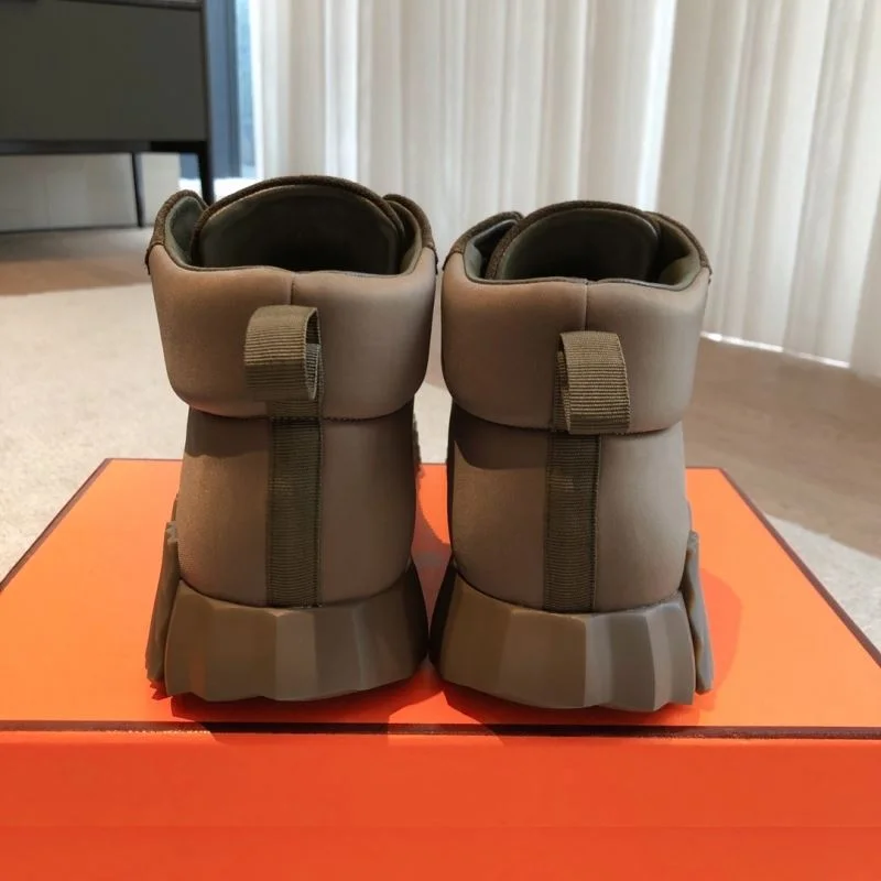 Accurate model Hermes High Shoes