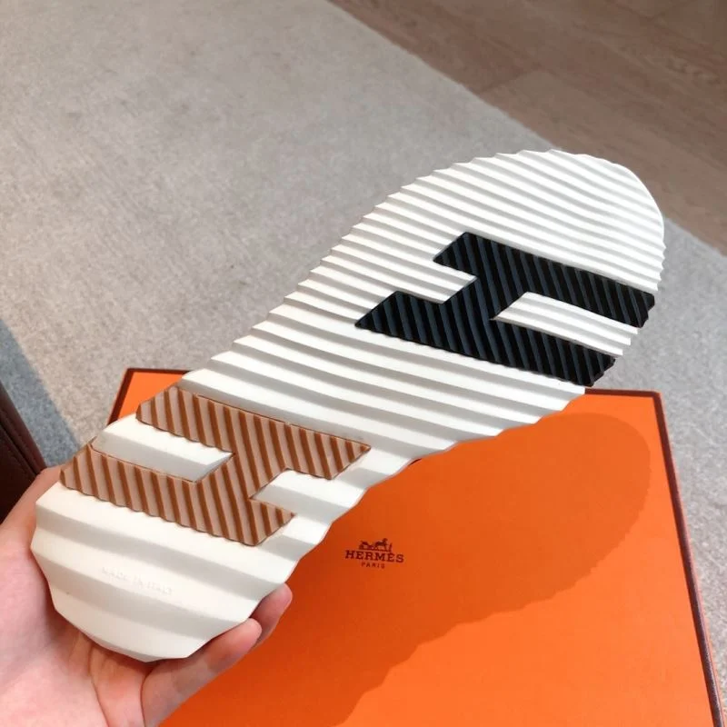 Accurate model Hermes High Shoes
