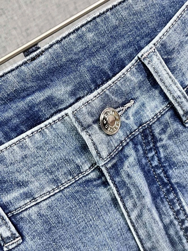 Accurate model Hermes Jeans