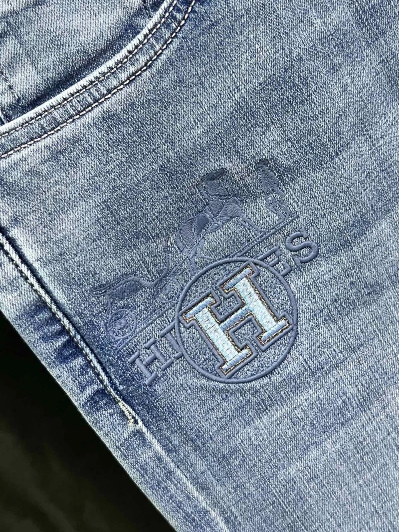Accurate model Hermes Jeans