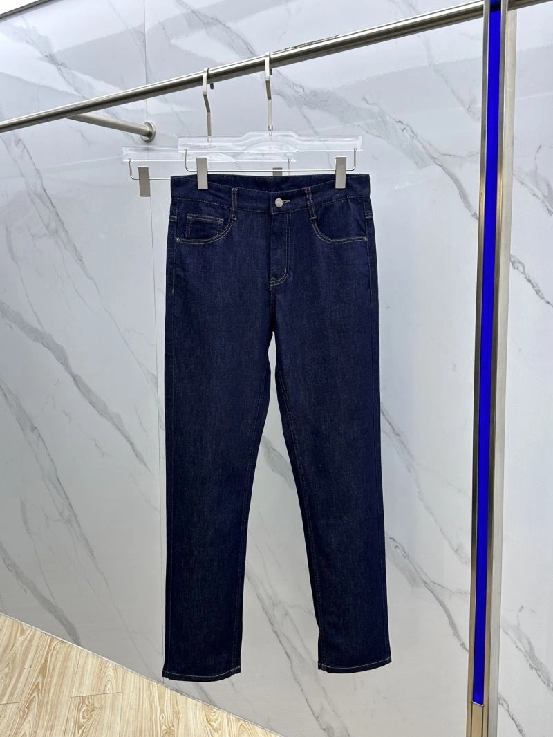 Low-cost Hermes Jeans