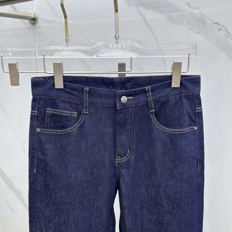 Low-cost Hermes Jeans