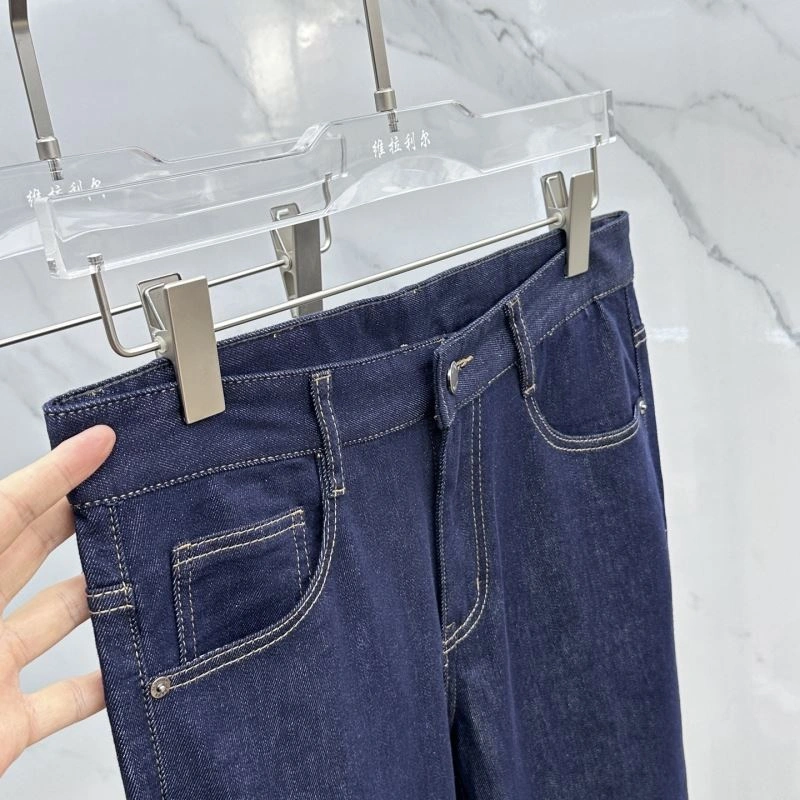 Low-cost Hermes Jeans
