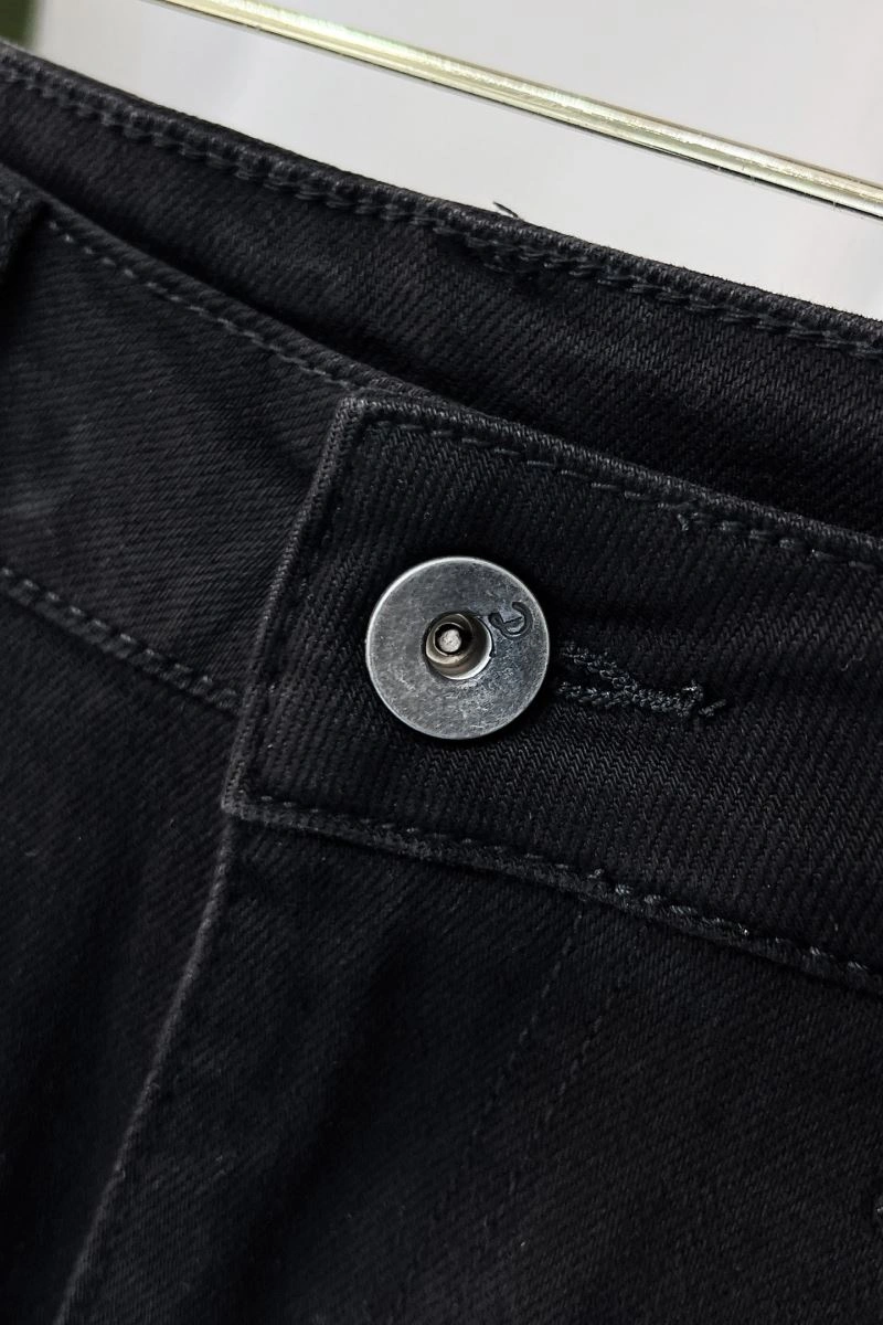 Value-priced Hermes Jeans