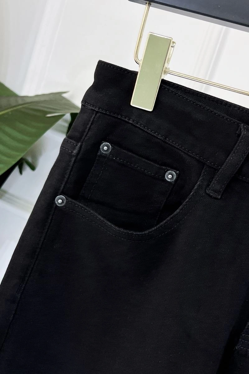 Value-priced Hermes Jeans
