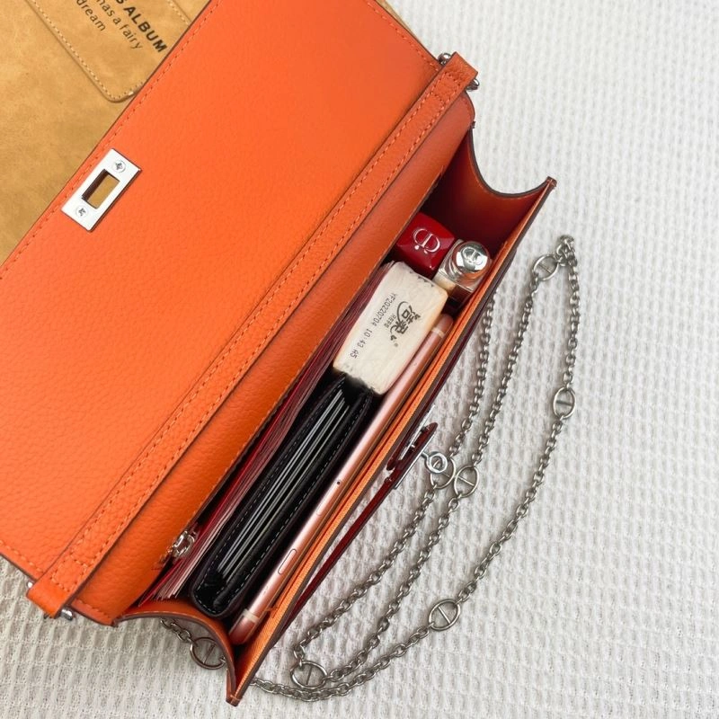 Budget-friendly Hermes Kelly Bags