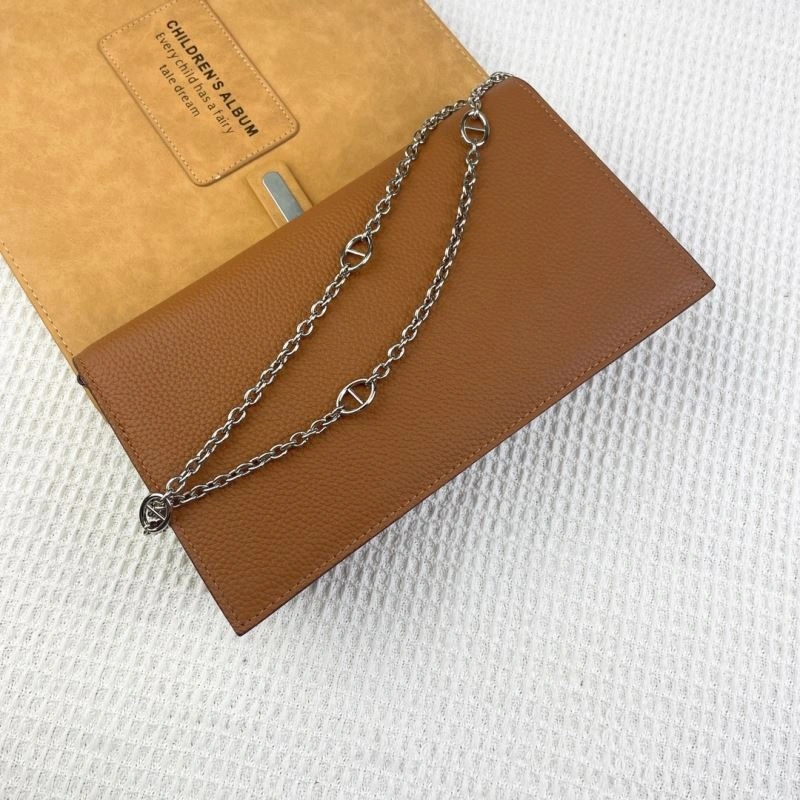 Indistinguishable Hermes Kelly Bags