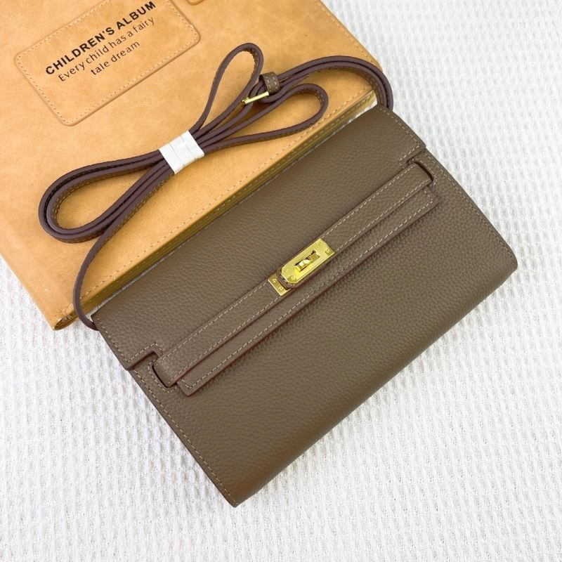Budget-friendly Hermes Kelly Bags