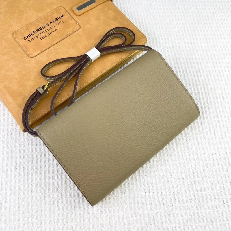 Budget-friendly Hermes Kelly Bags