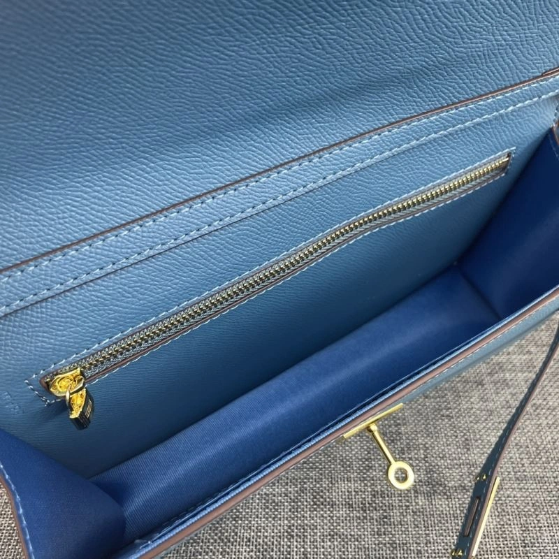 Low-cost Hermes Kelly Bags