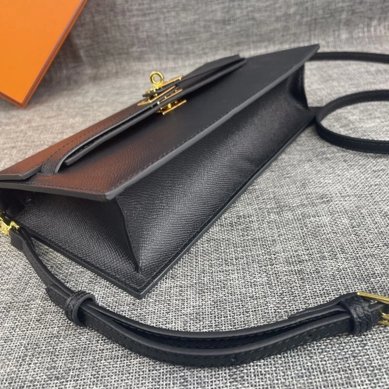 Budget-friendly Hermes Kelly Bags