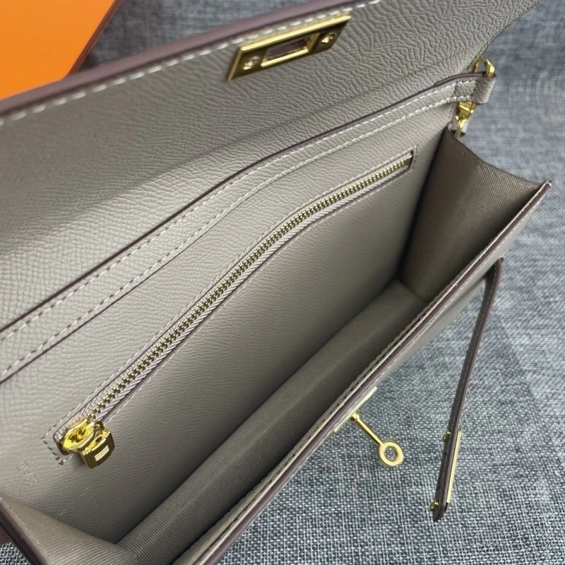 Low-cost Hermes Kelly Bags