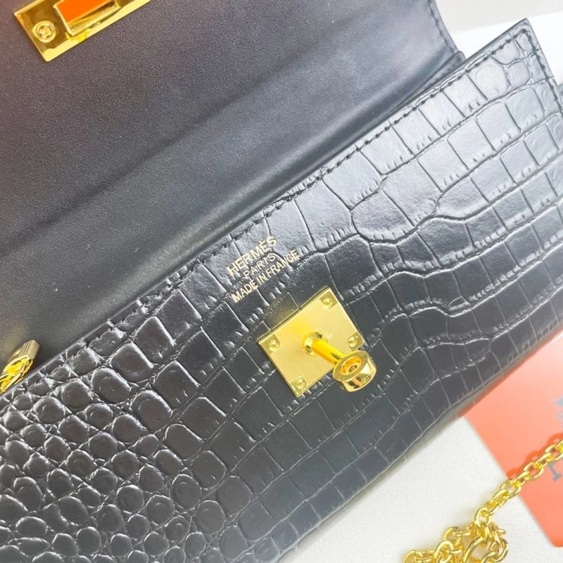 Budget-friendly Hermes Kelly Bags