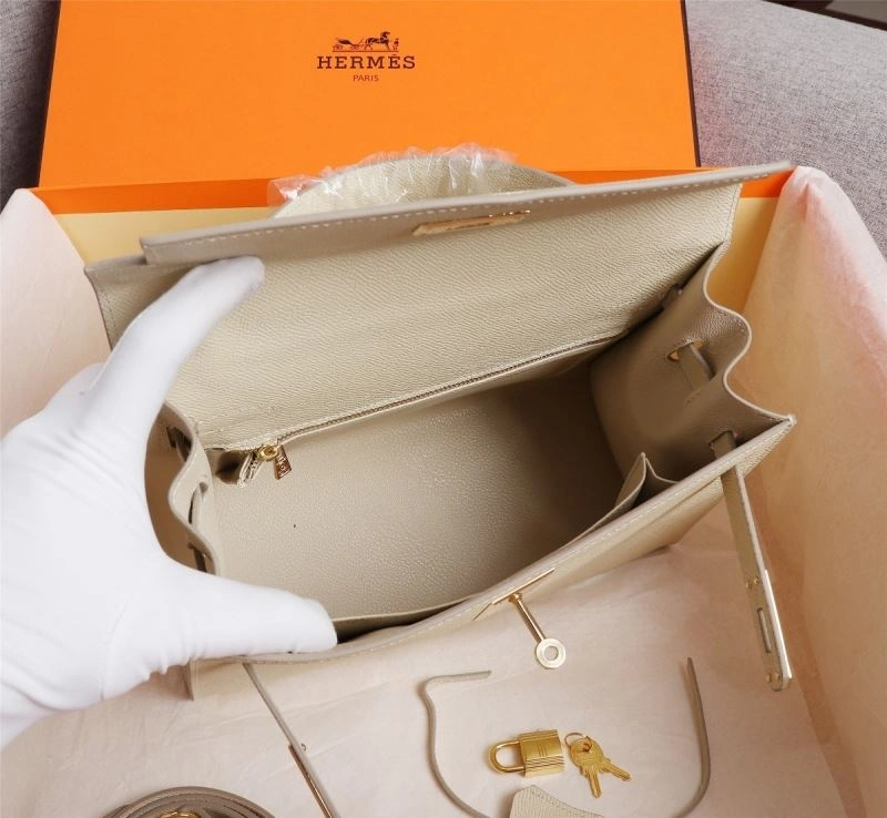 Low-cost Hermes Kelly Bags