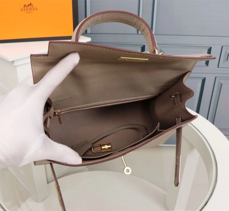 Top mirror Hermes Kelly Bags