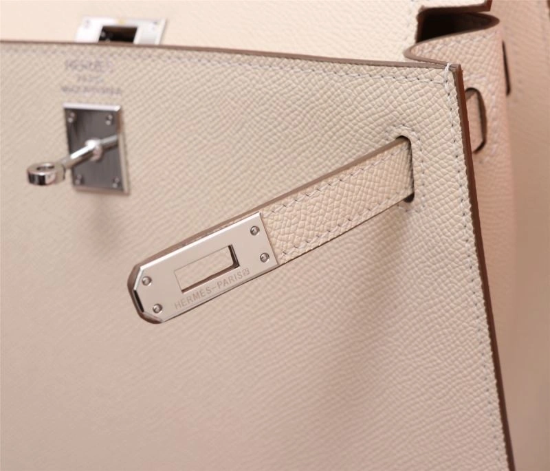Low-cost Hermes Kelly Bags