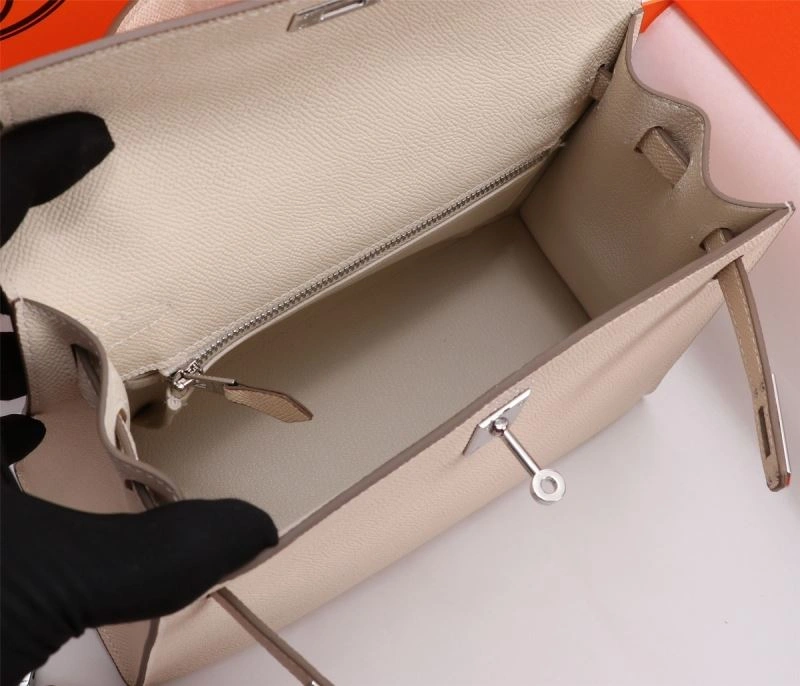 Low-cost Hermes Kelly Bags