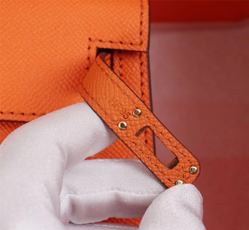 Low-cost Hermes Kelly Bags