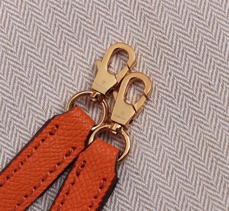 Low-cost Hermes Kelly Bags